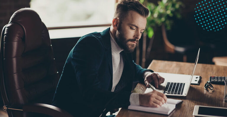O que é um CEO? - Saiba o que significa o principal cargo de uma empresa