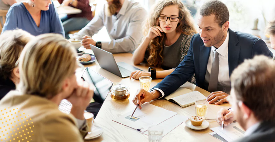 Top-down e bottom-up: o que é, diferença e como praticar!
